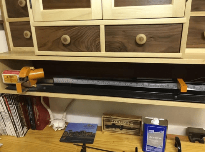 Arrow Building - Rokslide